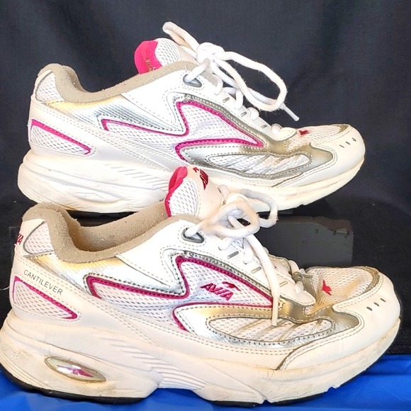 Avia | Shoes | Avia Sneakers Size 75 White Pink Silver | Poshmark